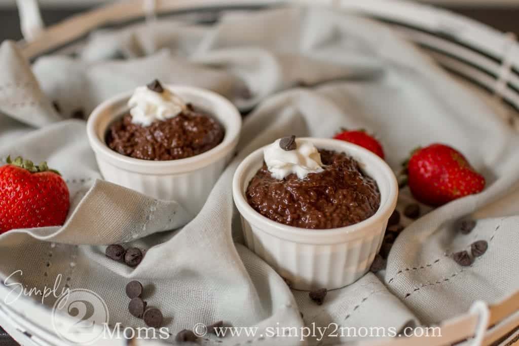 The Best Chocolate Hazelnut Chia Pudding | THM-S – Simply2moms