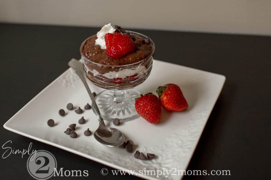 The Best Chocolate Hazelnut Chia Pudding | THM-S – Simply2moms