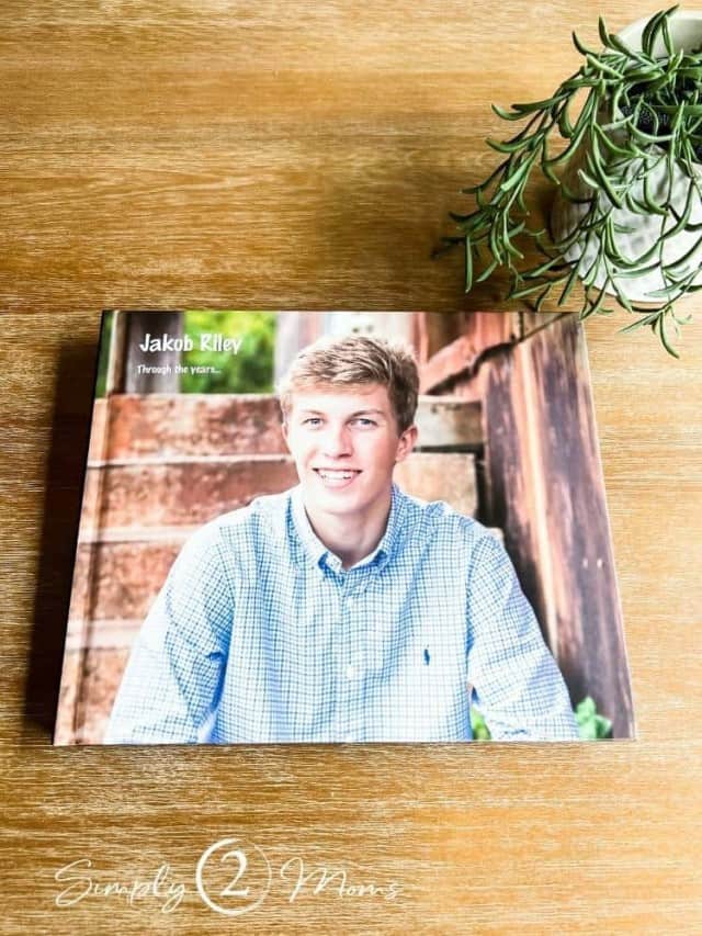 How to Make a Photo Book for Graduation – Simply2moms
