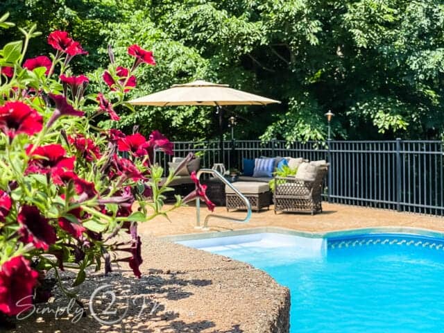 Easy Ideas to Style a Pool Patio You'll Love – Simply2moms