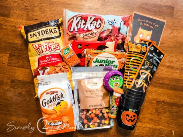 How to Create a Spooktacular College Halloween Care Package – Simply2moms