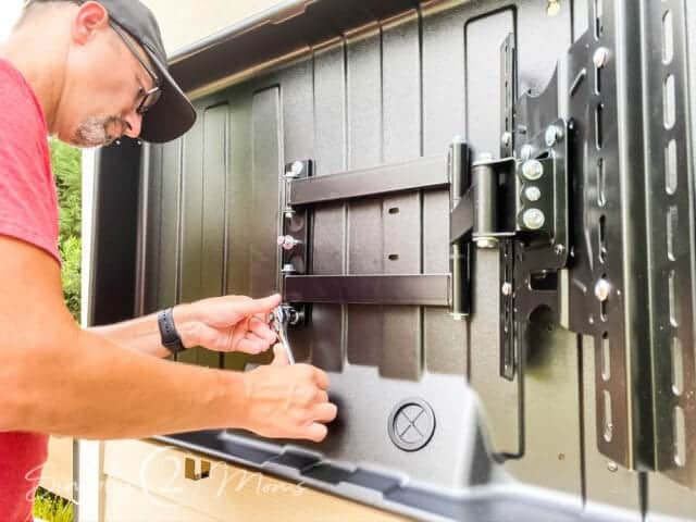 What you Need to Know about Hanging an Outdoor TV