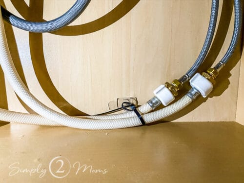 How to Remove and Replace Your Kitchen Faucet – Simply2moms
