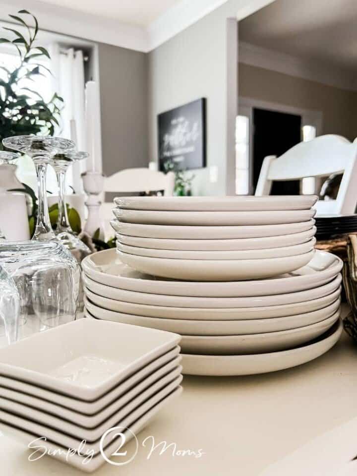 How to Create a Beautiful Italian Themed Tablescape – Simply2moms