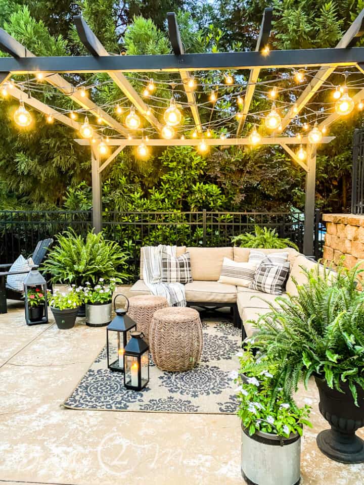 Friday Favorites: Outdoor Rugs, Fire Pits, Family Games and More