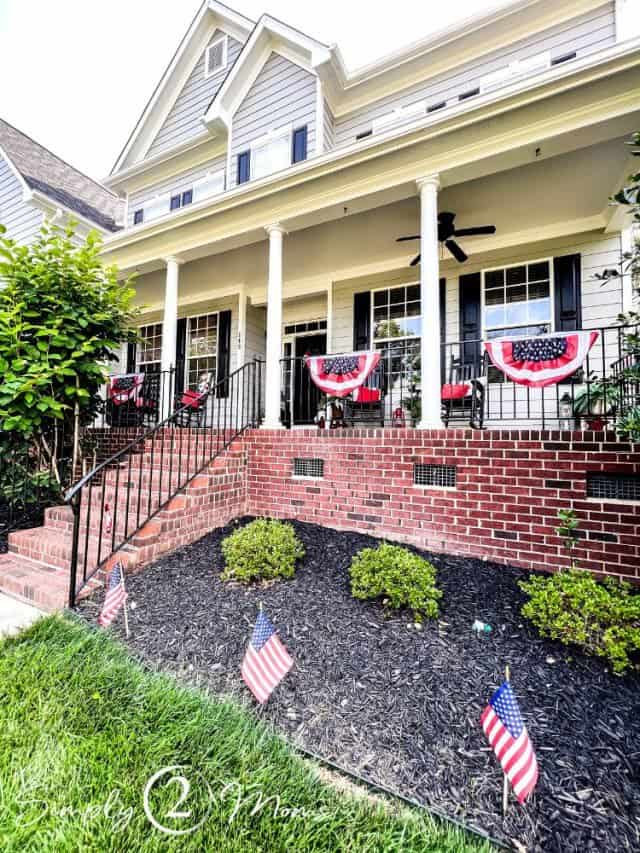 How to Easily Create an Amazing Patriotic Front Porch – Simply2moms