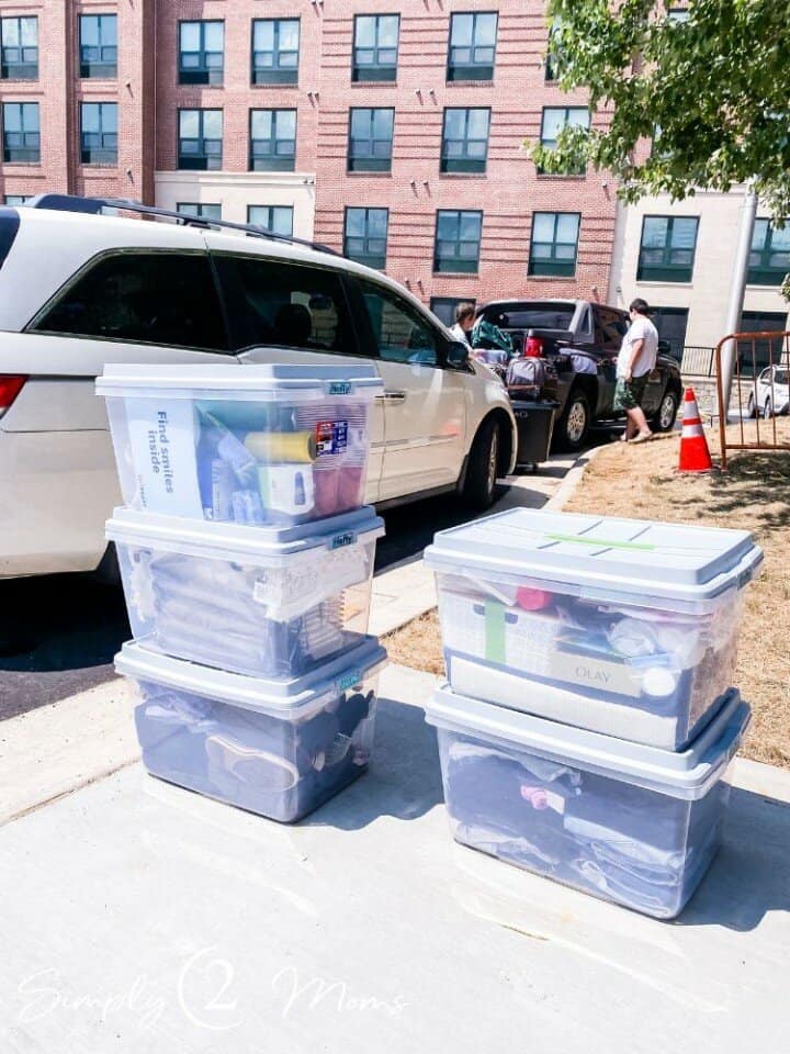 25 Essential Tips: How to Prepare for College Move-In Day 2025