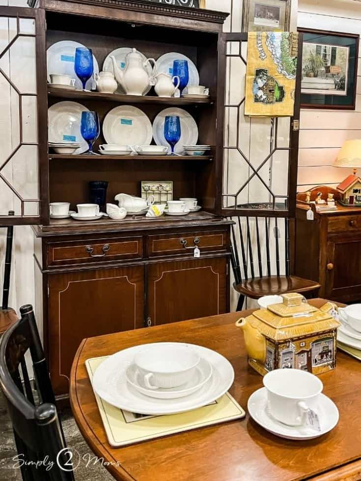 Our Favorite Vintage Thrift Finds We Use to Decorate our Homes