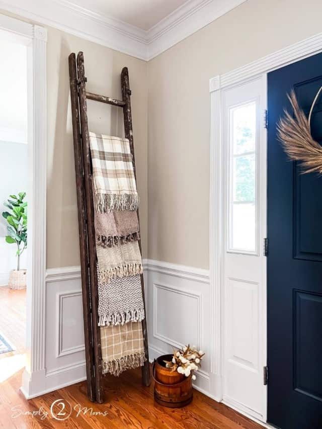 The Best Ideas to Decorate a Cozy Fall Entryway You'll Love