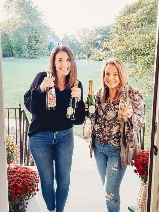 These Friendsgiving Brunch Menu Ideas Are All Easy to Make!