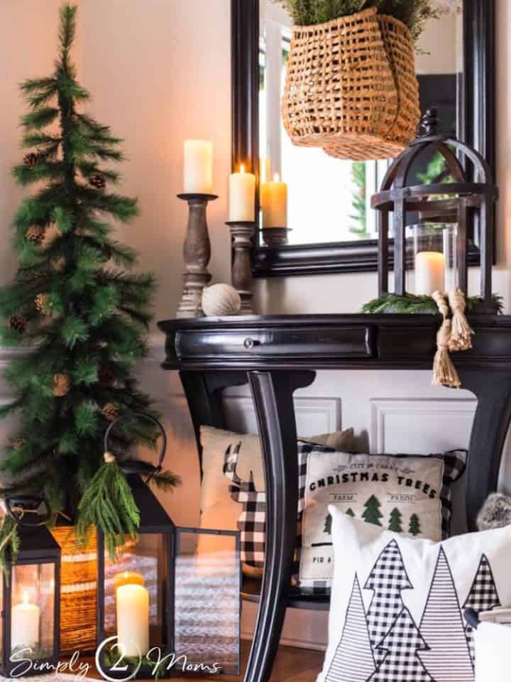 9 Essentials to Make Your Christmas Decorating Easier