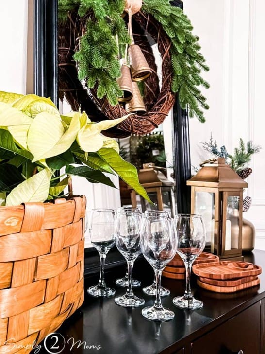 How to Host the Best Wine Tasting Party this Holiday Season
