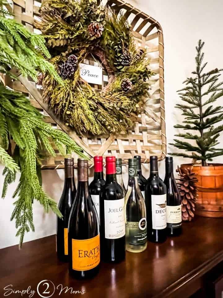 How to Host the Best Wine Tasting Party this Holiday Season