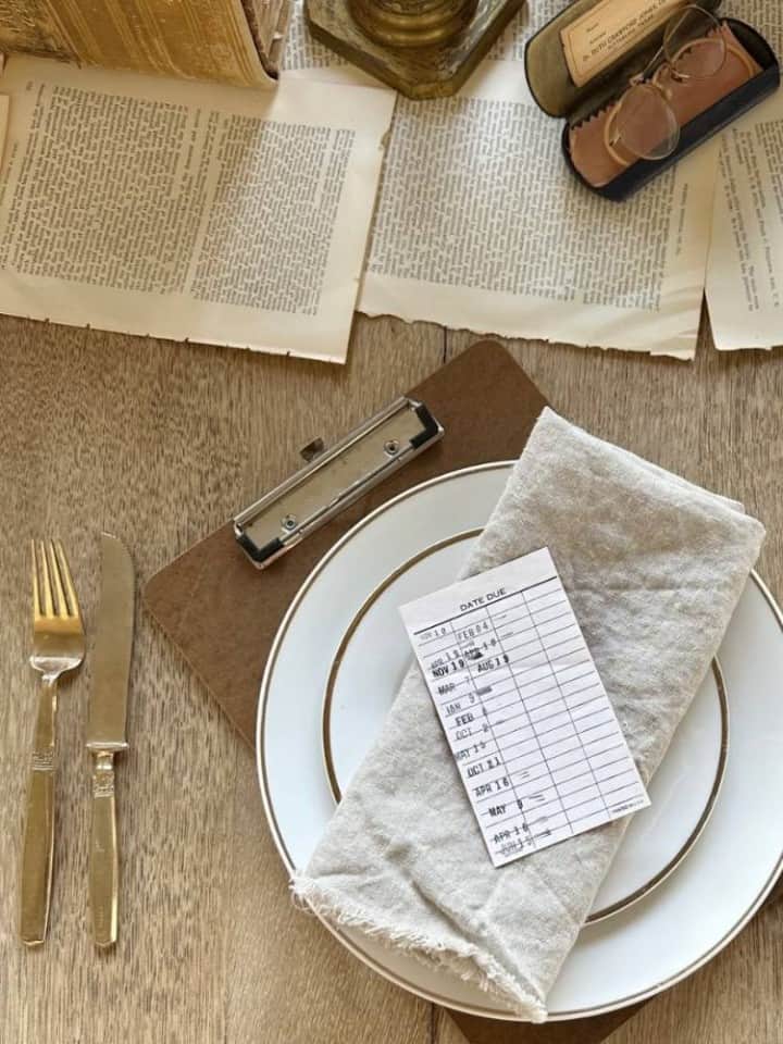 5 Easy Ideas to Create a Tablescape for a Book Club Gathering