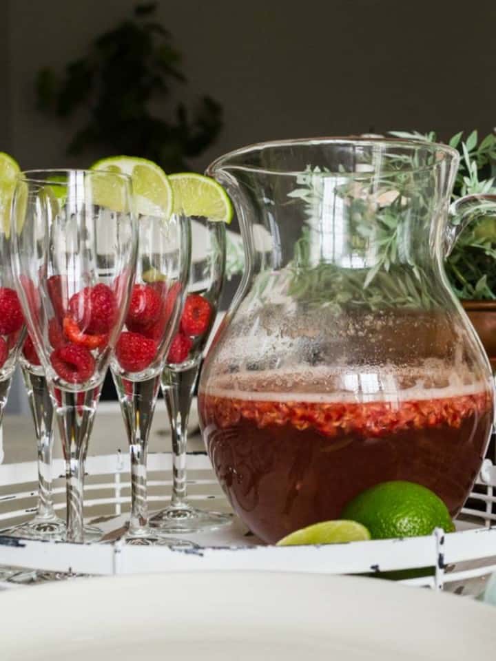 How to Host a Delicious Galentine's Brunch for Your Friends