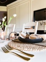 How to Set a Beautiful Spring Table in 5 Easy Steps