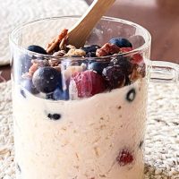 The Best No-Sugar Added Mixed Berry Overnight Oats | THM-E