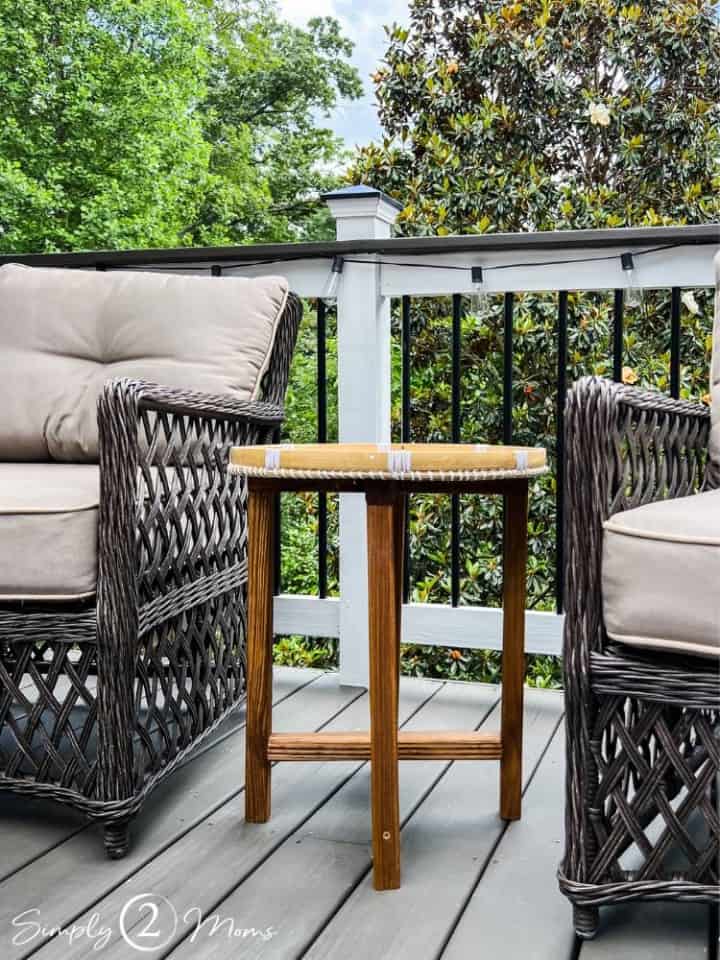 $25 DIY Outdoor Accent Table in 5 Easy Steps