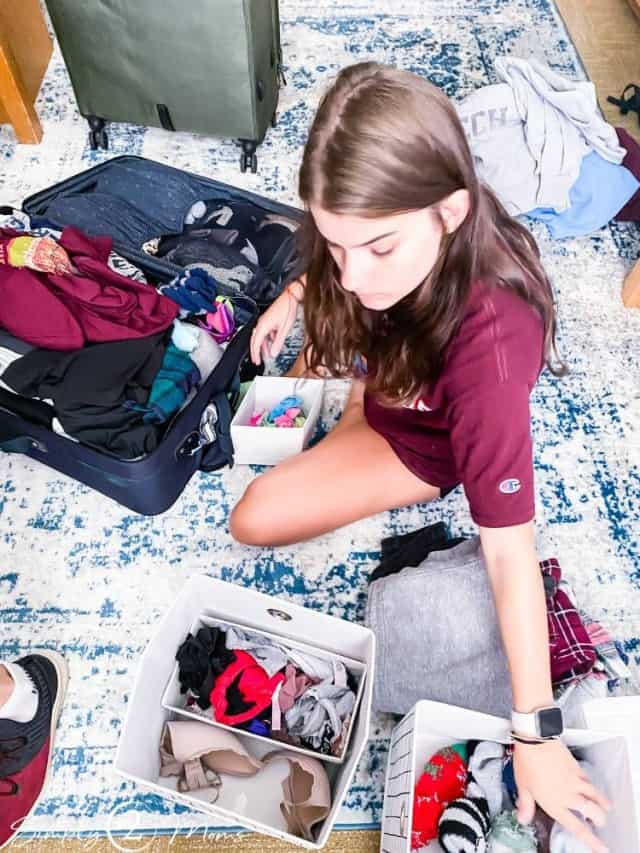 How to Prepare for College: The Perfect Dorm Packing List for Girls ...