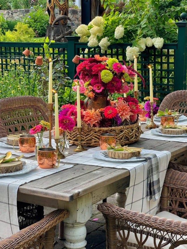 Bringing Southern Charm to the Table with a Potluck Party – Simply2moms