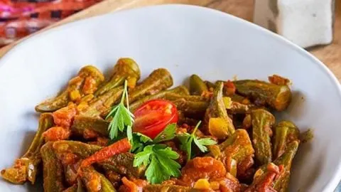 67 Dishes to Bring to a Southern Potluck Meal: The Ultimate Guide