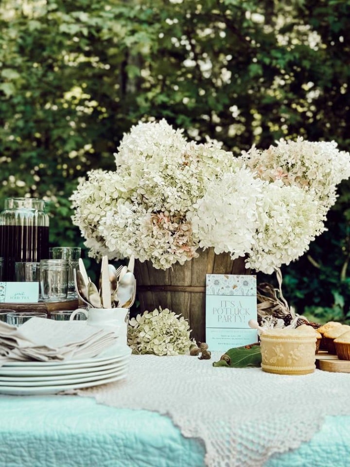 Bringing Southern Charm to the Table with a Potluck Party – Simply2moms