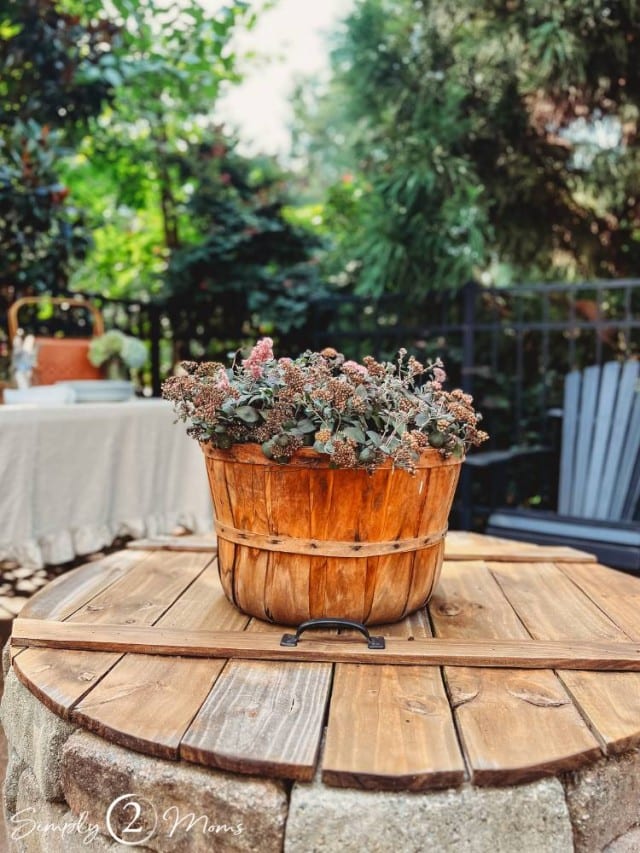 Bringing Southern Charm to the Table with a Potluck Party – Simply2moms