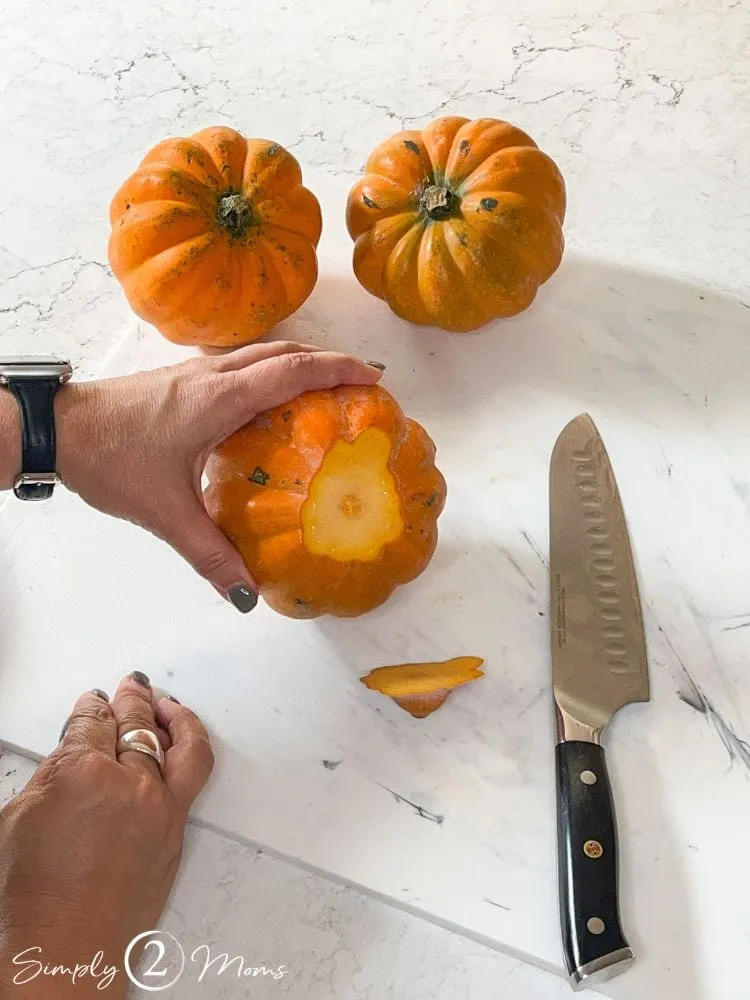 How to Make Mini Pumpkin Bowls in Just 5 Easy Steps