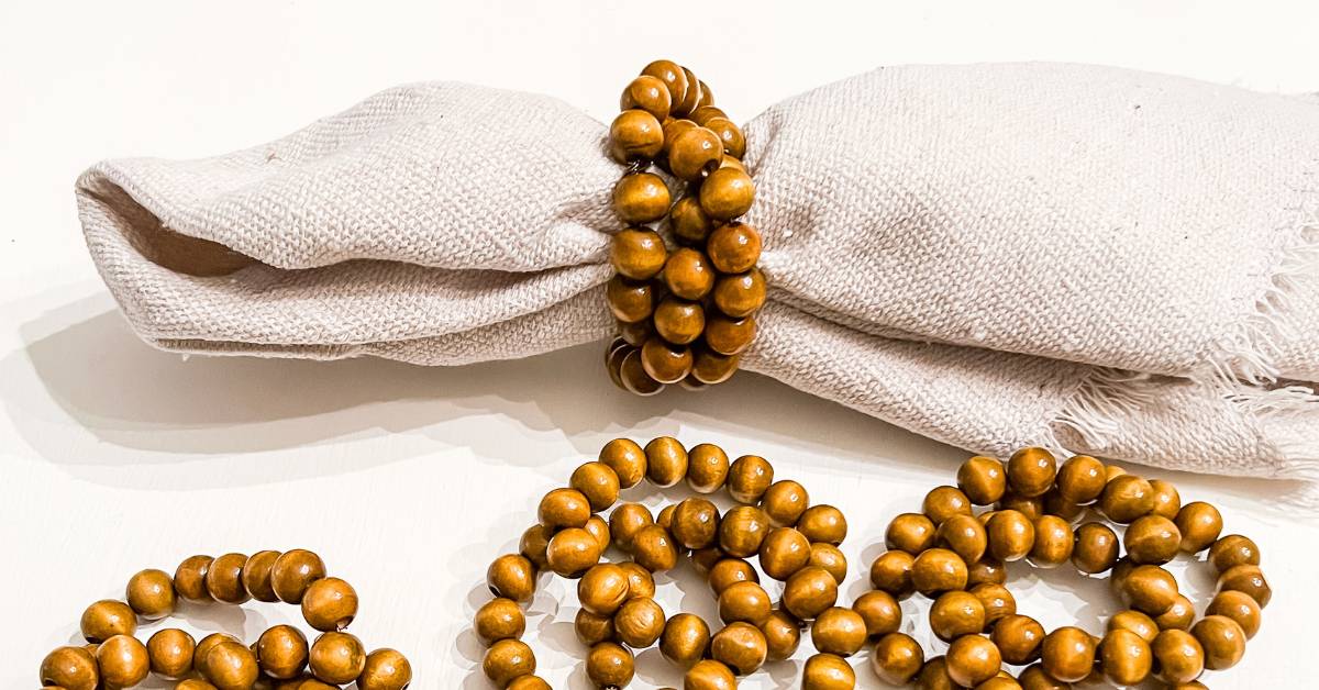 Cheap and Easy DIY 3-Ring Wood Bead Napkin Rings – Simply2moms