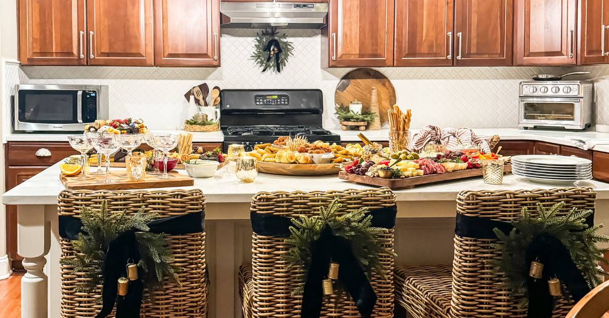 How to Throw a Charcuterie Board Dinner Party to Impress Your Guests