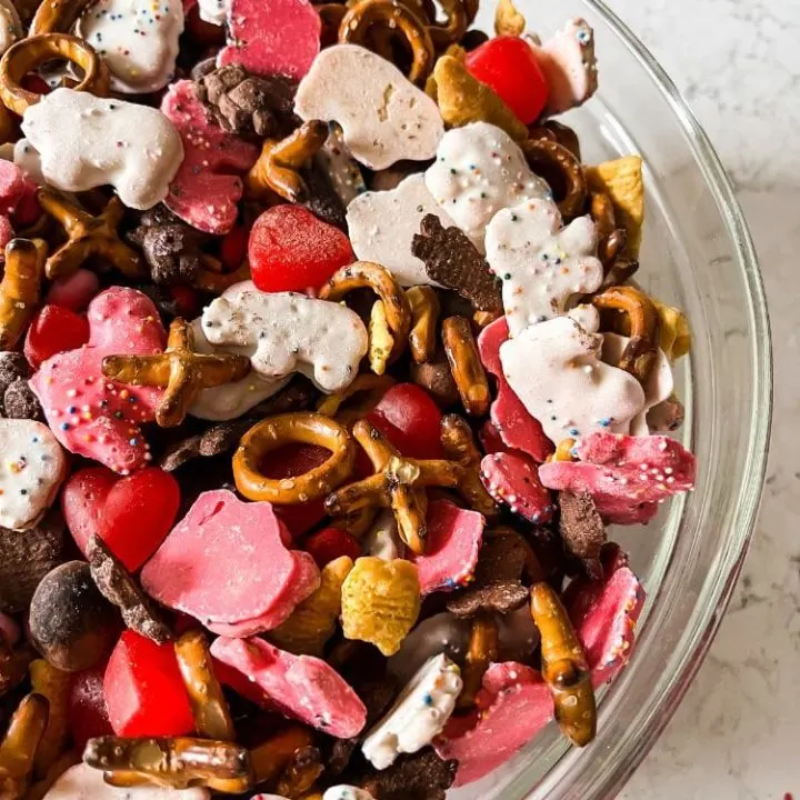 Love at First Bite: A Sweet & Salty Valentine's Snack Mix