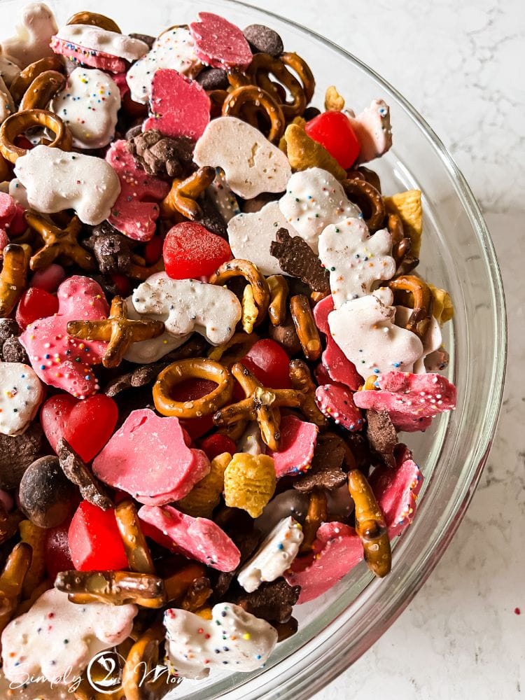 Love at First Bite: A Sweet & Salty Valentine's Snack Mix