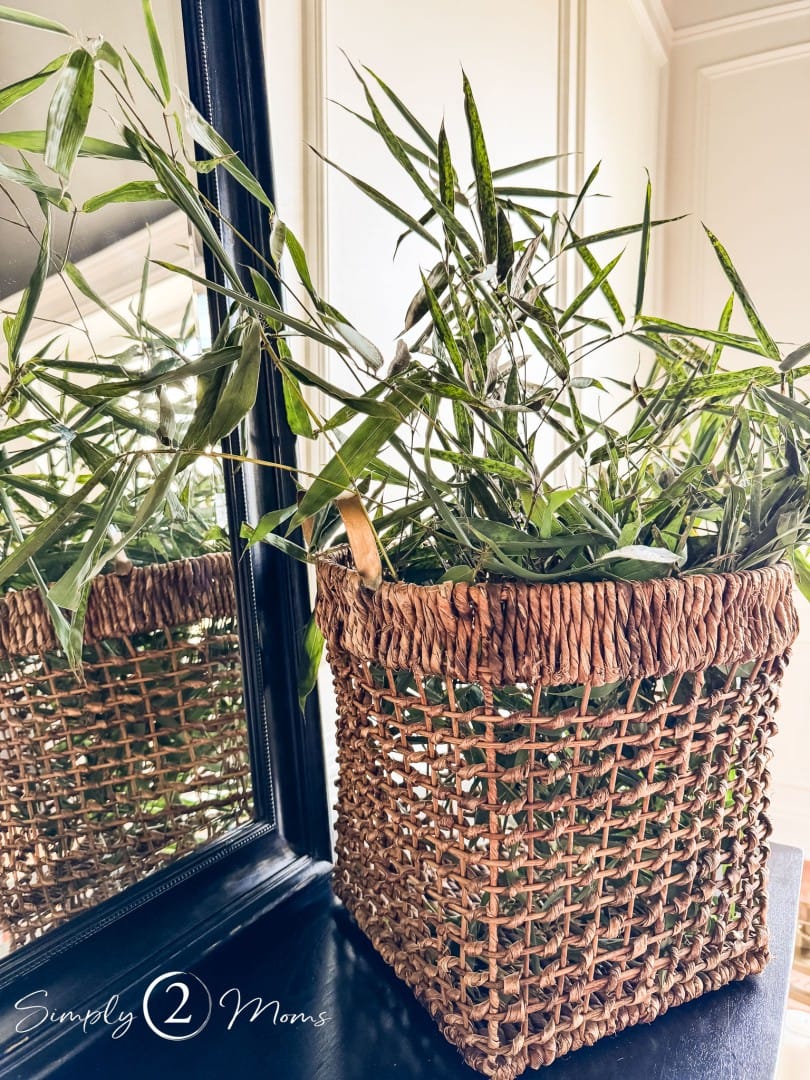 East Meets Elegance: How to Create a Chic Chinese Table Styling ...