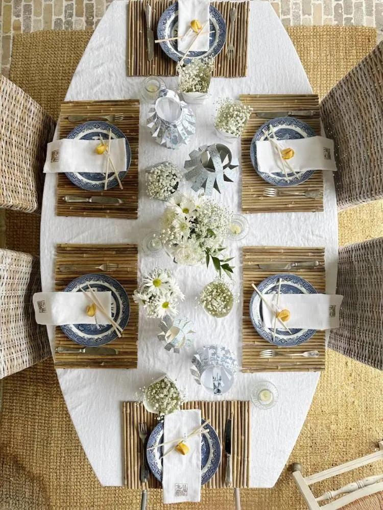 East Meets Elegance: How to Create a Chic Chinese Table Styling ...