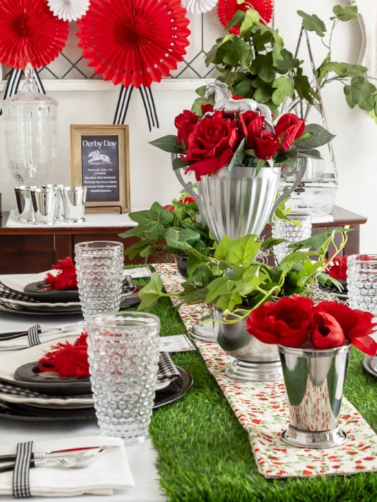Run for the Roses: Styling the Perfect Kentucky Derby Tablescape