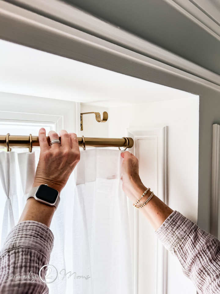 How to Measure, Order, and Install Custom Curtains for the Perfect Fit