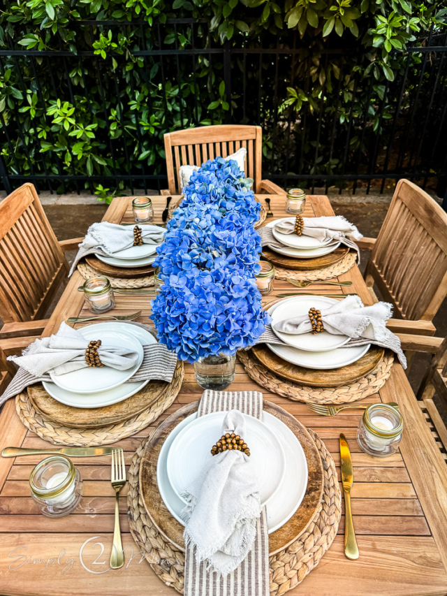 7 Simple Ideas for the Perfect Outdoor Summer Dining Table