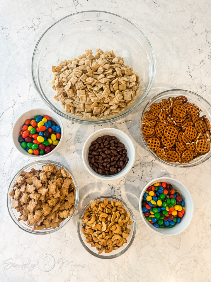 Mix Up the Fun: Irresistible Sweet & Salty Snack for Game Night